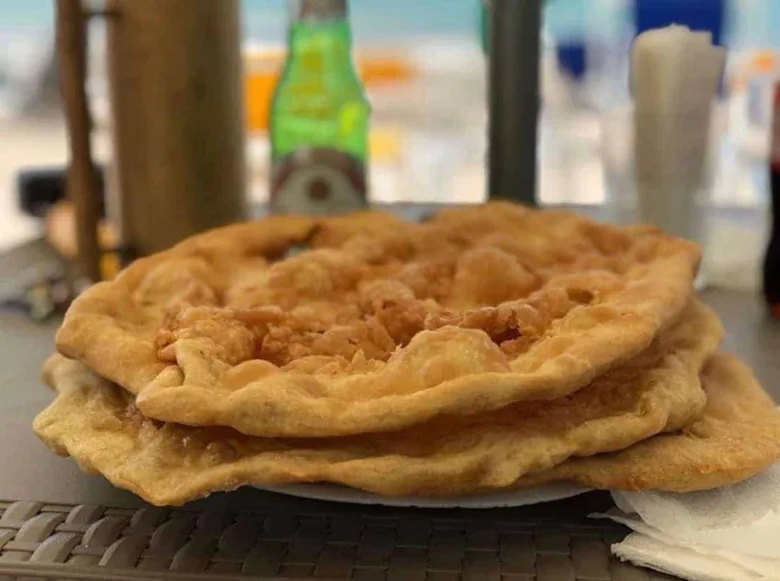 Cómo hacer Yaniqueques Dominicanos (Playeros)